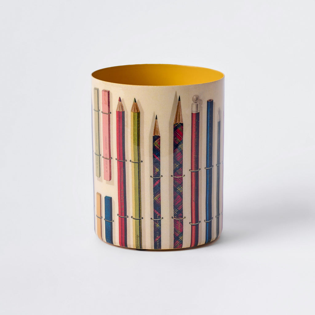 Enamel Everything Pot - Vintage Pencils & Chalks – Roomytown USA